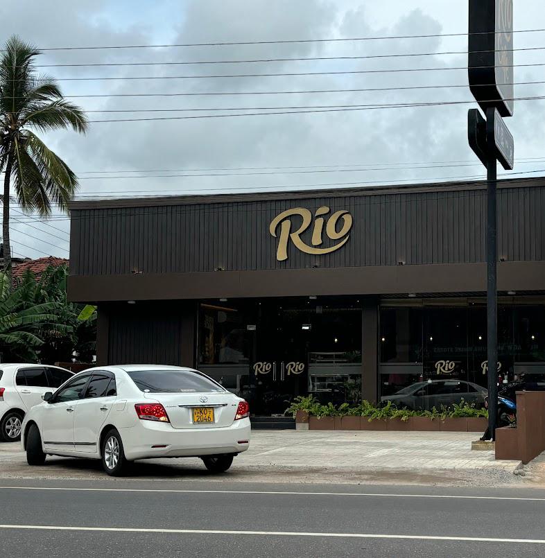 Rio Cafe - Happy Tea Time